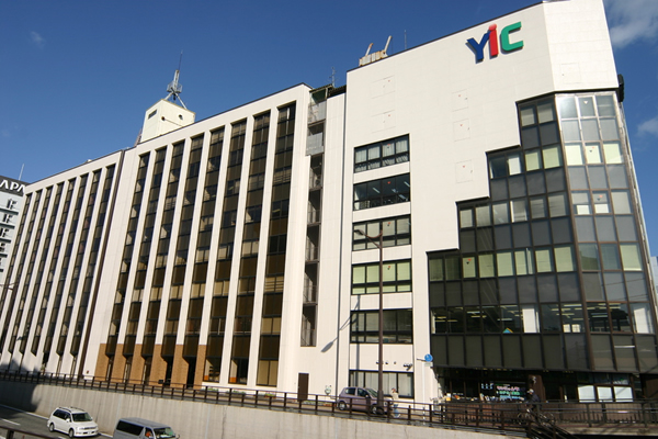 学校法人YIC学院